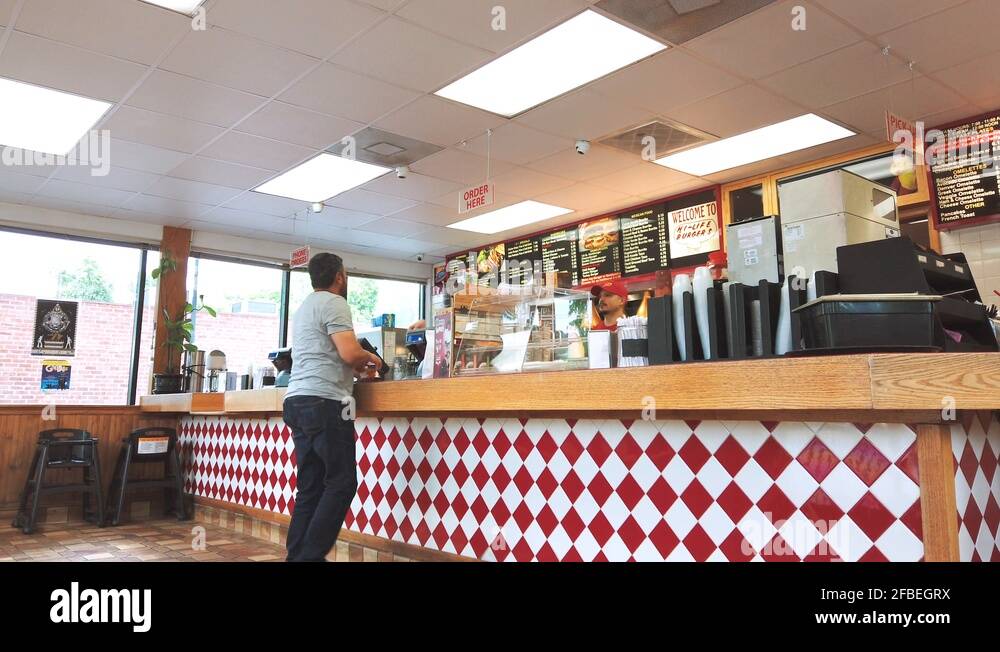 Counter service hi Stock Videos & Footage - HD and 4K Video Clips - Alamy