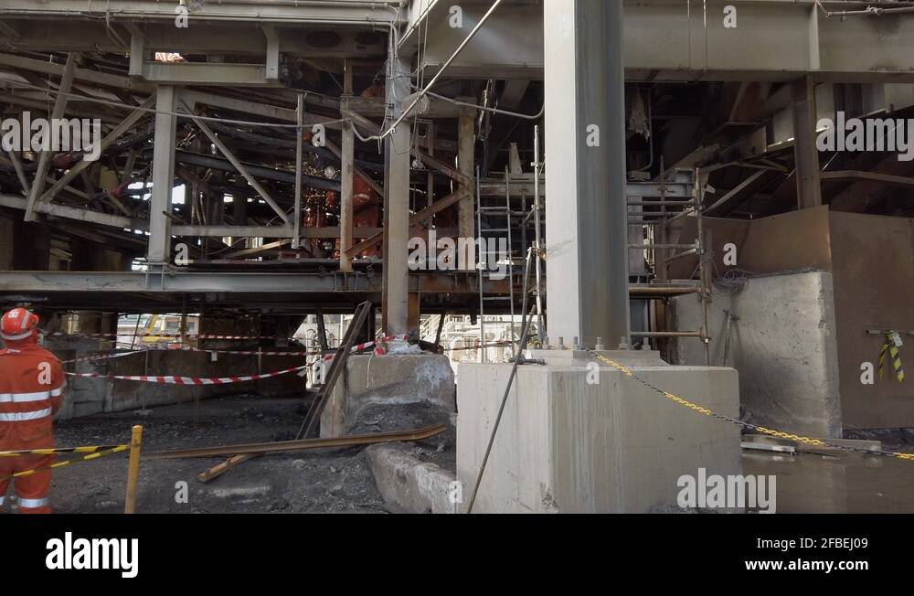 Oxygen acetylene welding Stock Videos & Footage - HD and 4K Video Clips ...