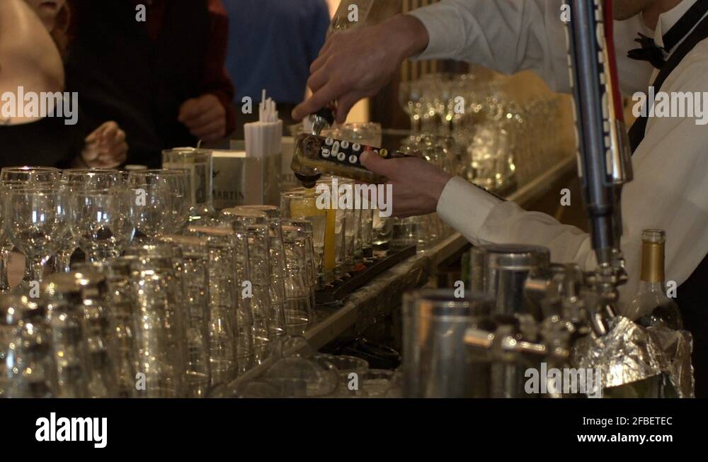 Pouring drinks bar Stock Videos & Footage - HD and 4K Video Clips - Alamy