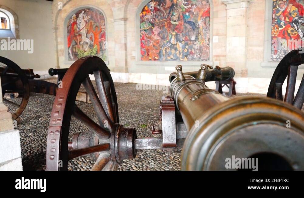 Medieval canon Stock Videos & Footage - HD and 4K Video Clips - Alamy