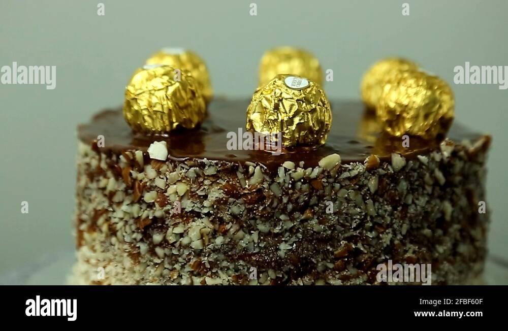 Hazelnut sponge Stock Videos & Footage - HD and 4K Video Clips - Alamy