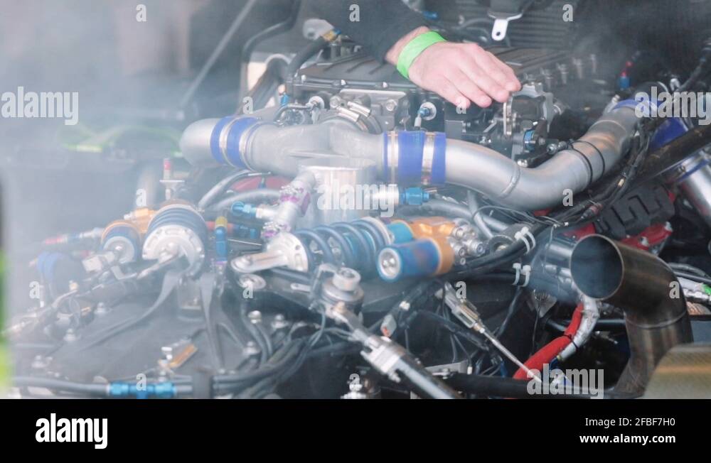 Engine mounting Stock Videos & Footage - HD and 4K Video Clips - Alamy