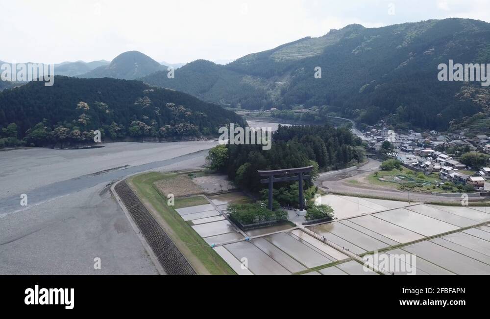 Great torii Stock Videos & Footage - HD and 4K Video Clips - Alamy