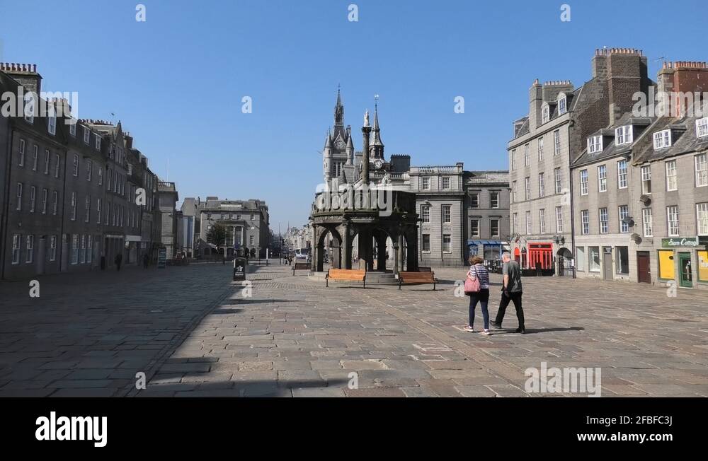 The mercat cross Stock Videos & Footage - HD and 4K Video Clips - Alamy