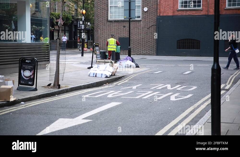Bin man collection Stock Videos & Footage - HD and 4K Video Clips - Alamy