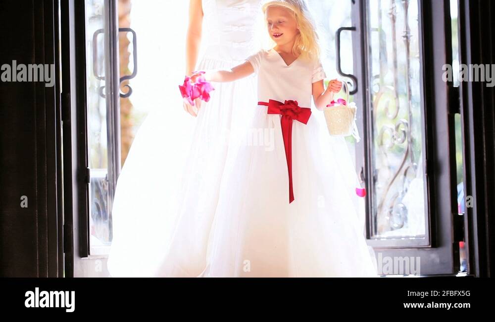 Little wedding flower Stock Videos & Footage - HD and 4K Video Clips ...