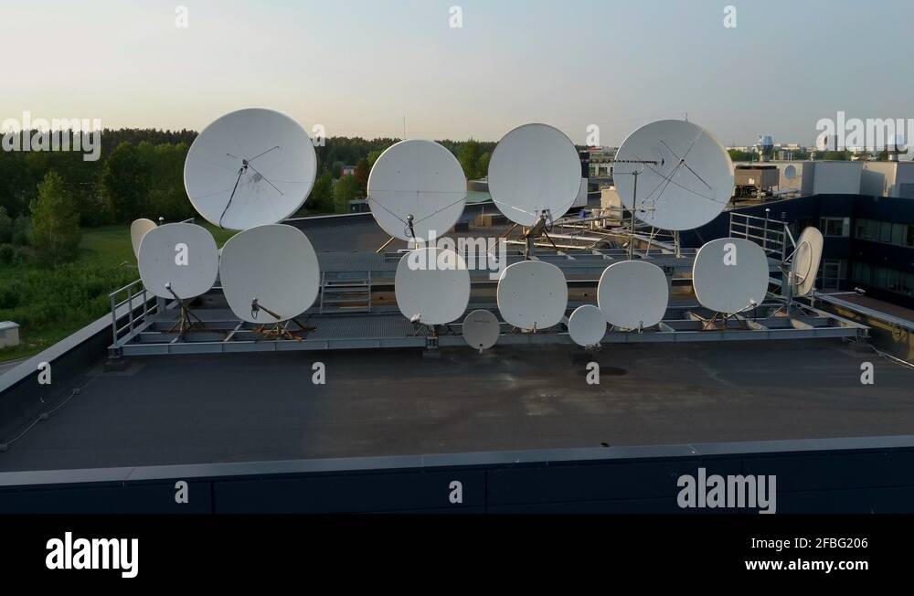 Receiving and transmitting antennas Stock Videos & Footage - HD and 4K ...