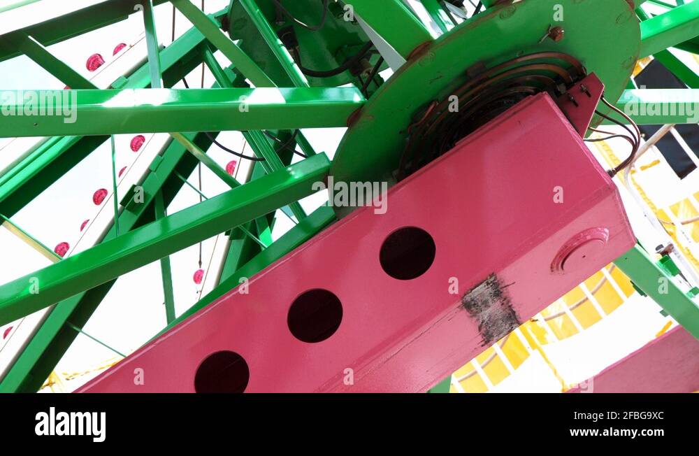 Rotating motion ride Stock Videos & Footage - HD and 4K Video Clips - Alamy