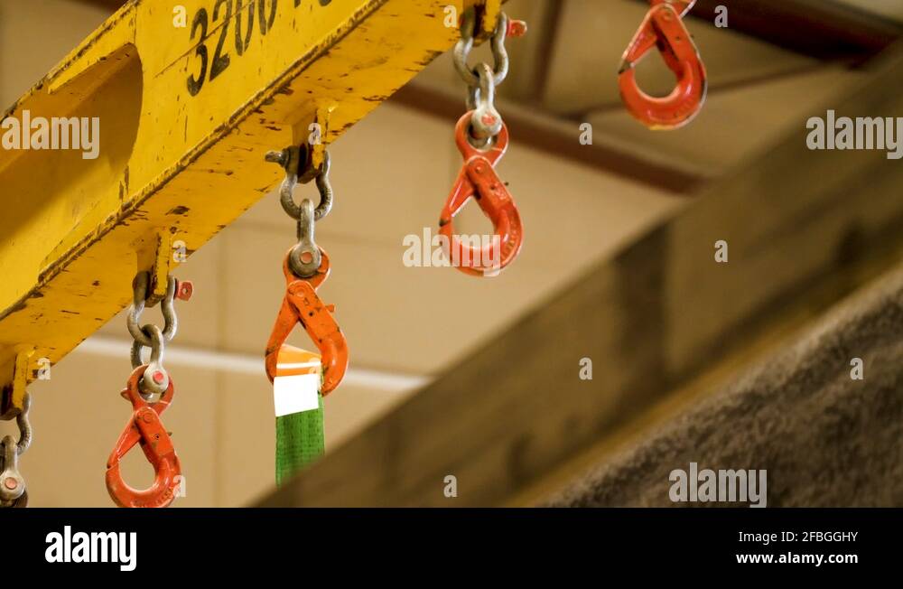 Overhead storage Stock Videos & Footage - HD and 4K Video Clips - Alamy