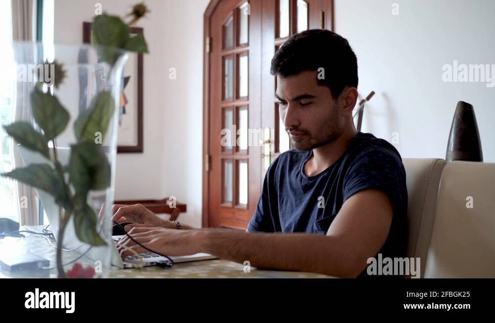 Johnny sullivan Stock Videos & Footage - HD and 4K Video Clips - Alamy