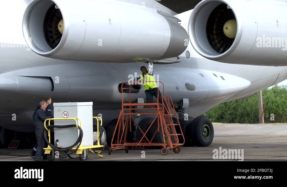 Landing gear testing Stock Videos & Footage - HD and 4K Video Clips - Alamy