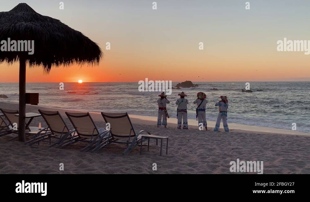 Traditional sunset Stock Videos & Footage - HD and 4K Video Clips - Alamy