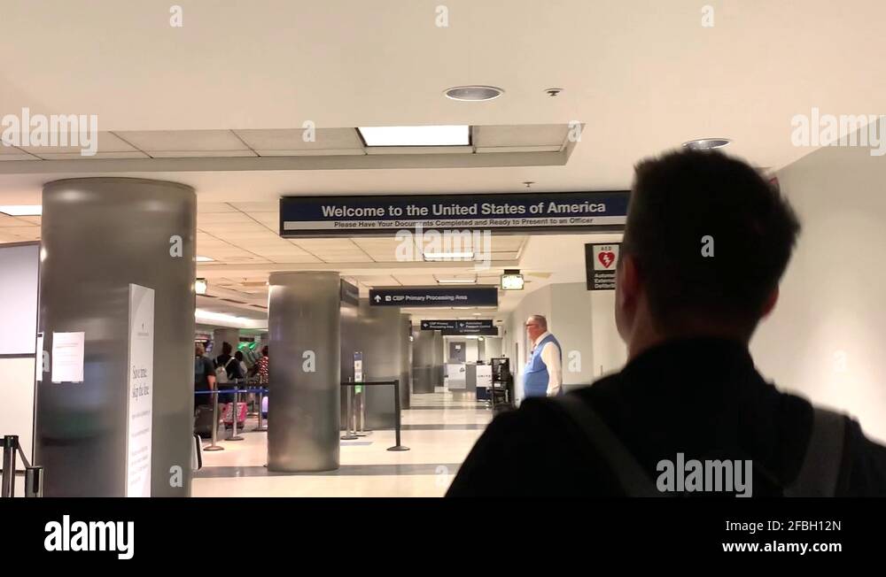 Us customs officer airport Stock Videos & Footage - HD and 4K Video ...