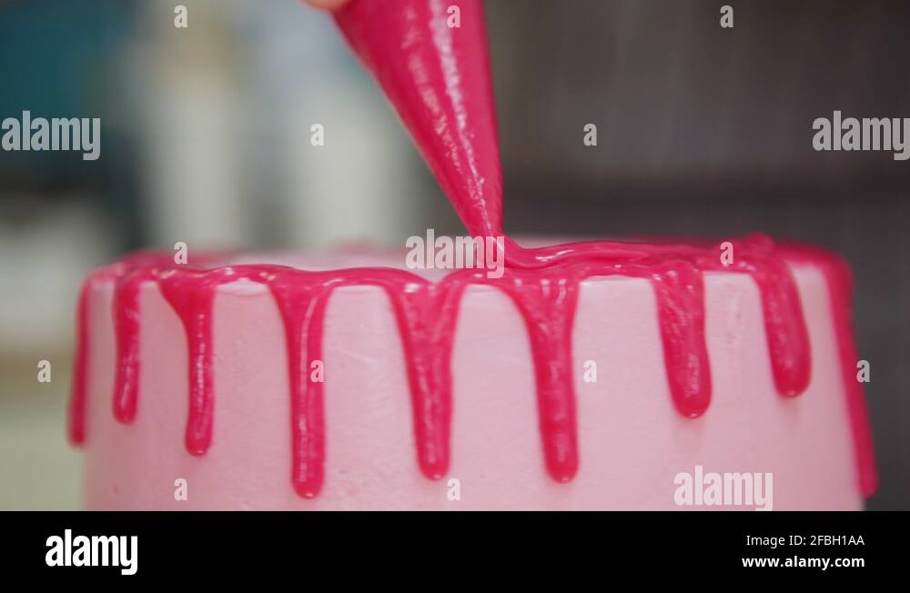 Drip icing cake Stock Videos & Footage - HD and 4K Video Clips - Alamy