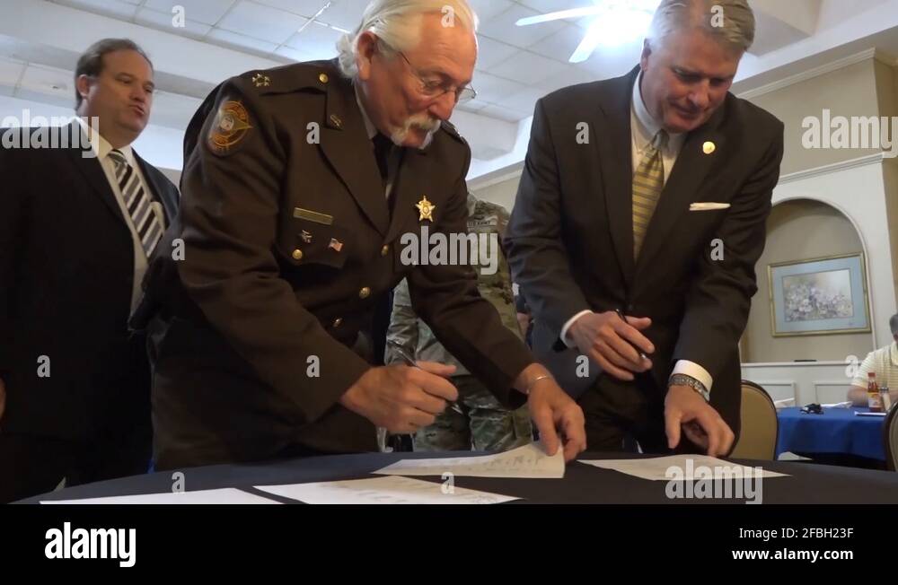 Military agreement Stock Videos & Footage - HD and 4K Video Clips - Alamy