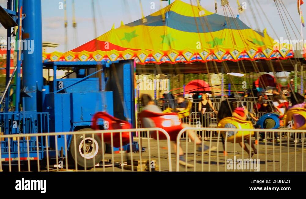 Carnival quebec Stock Videos & Footage - HD and 4K Video Clips - Alamy
