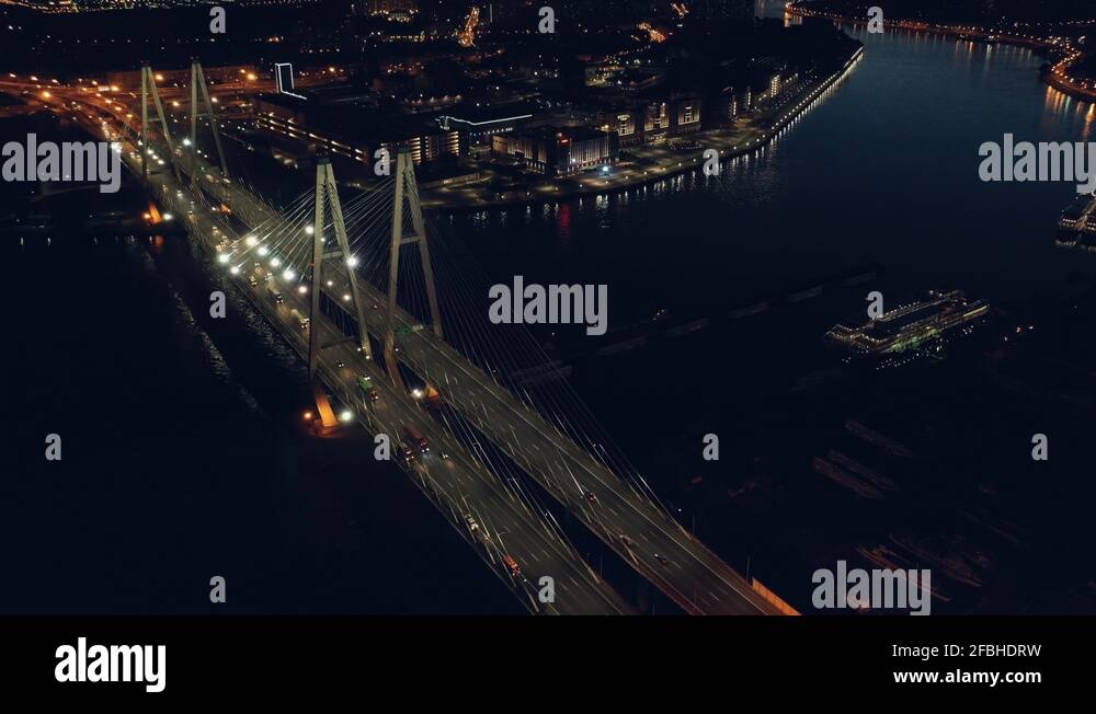 4 way traffic light Stock Videos & Footage - HD and 4K Video Clips - Alamy