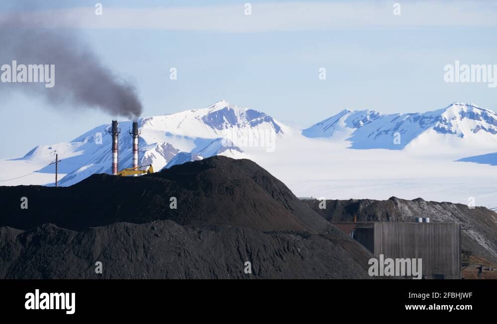 Svalbard smoke Stock Videos & Footage - HD and 4K Video Clips - Alamy