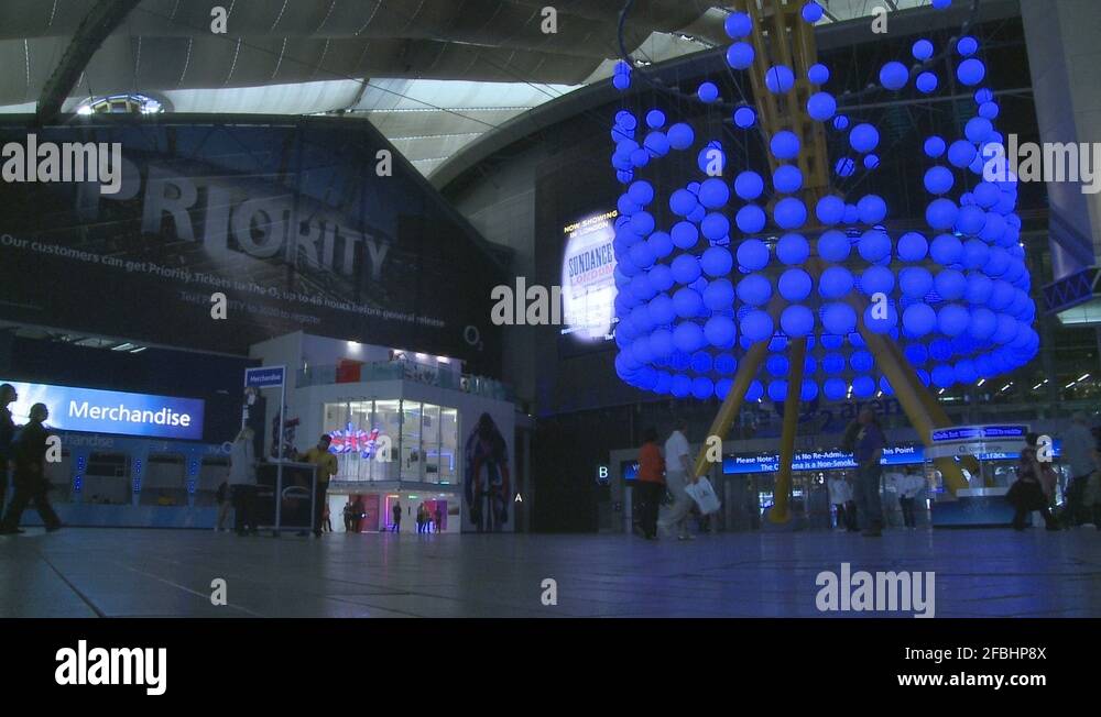 O2 london entrance Stock Videos & Footage - HD and 4K Video Clips - Alamy