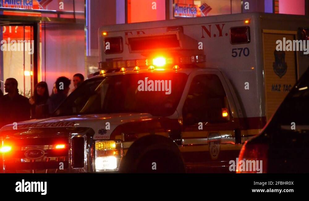 Medical emergency night Stock Videos & Footage - HD and 4K Video Clips ...