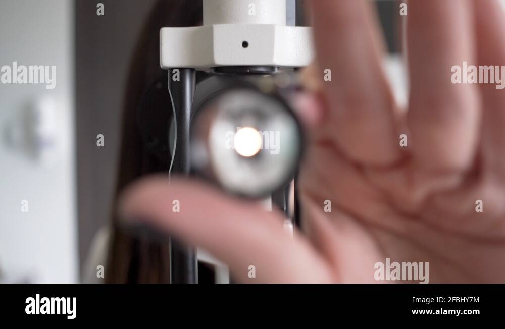 Refractor lens Stock Videos & Footage - HD and 4K Video Clips - Alamy