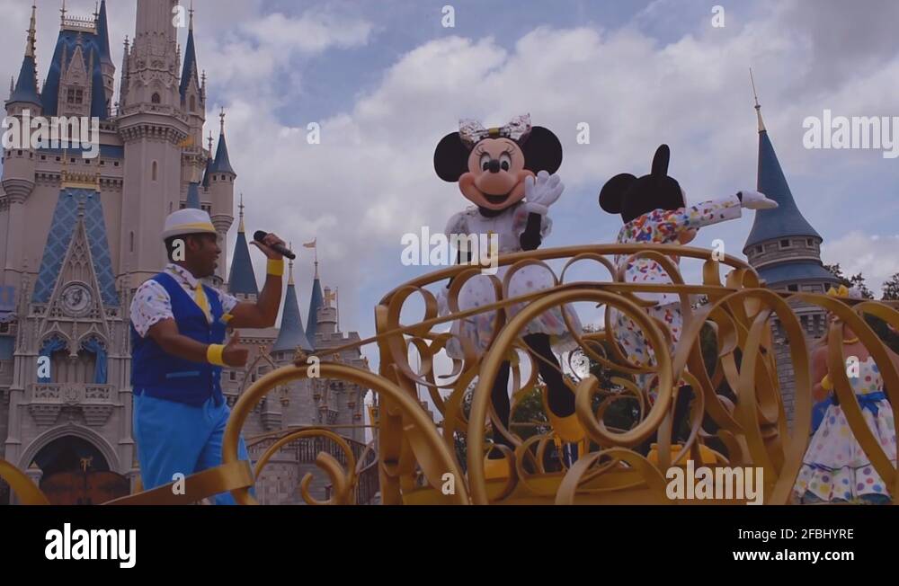 Mickey minnie princess Stock Videos & Footage - HD and 4K Video Clips ...