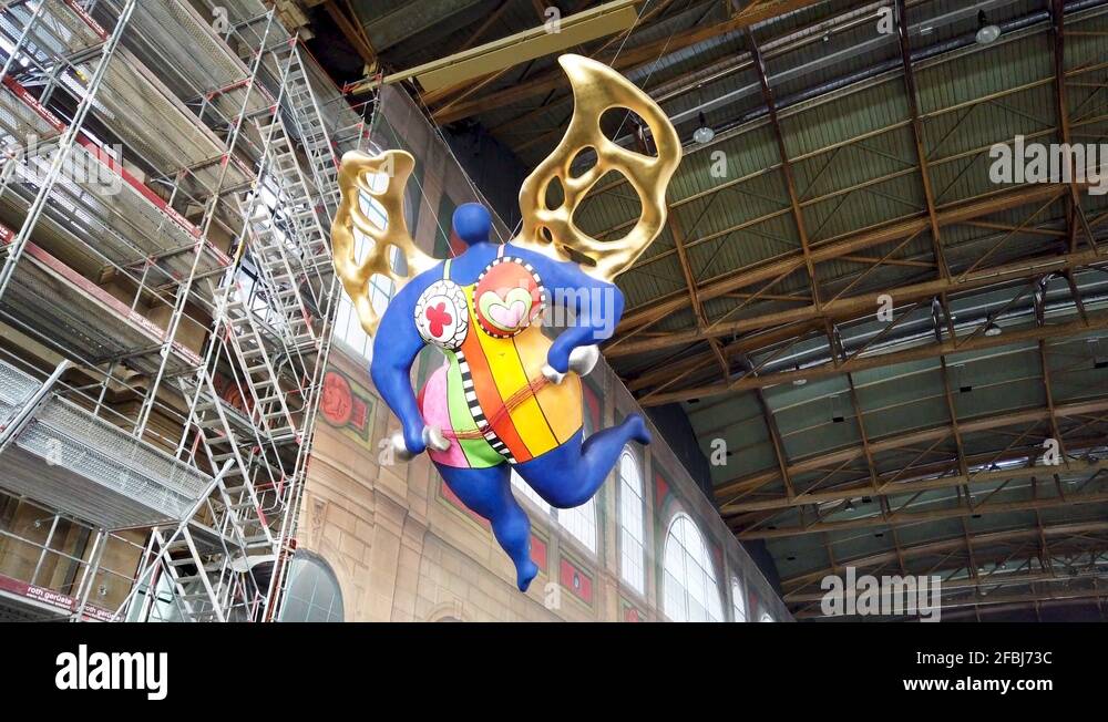 Statue of niki Stock Videos & Footage - HD and 4K Video Clips - Alamy