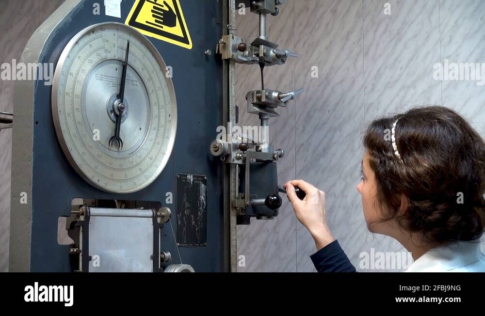 Testing of rubber specimen in load – elongation mode on tensile machine ...