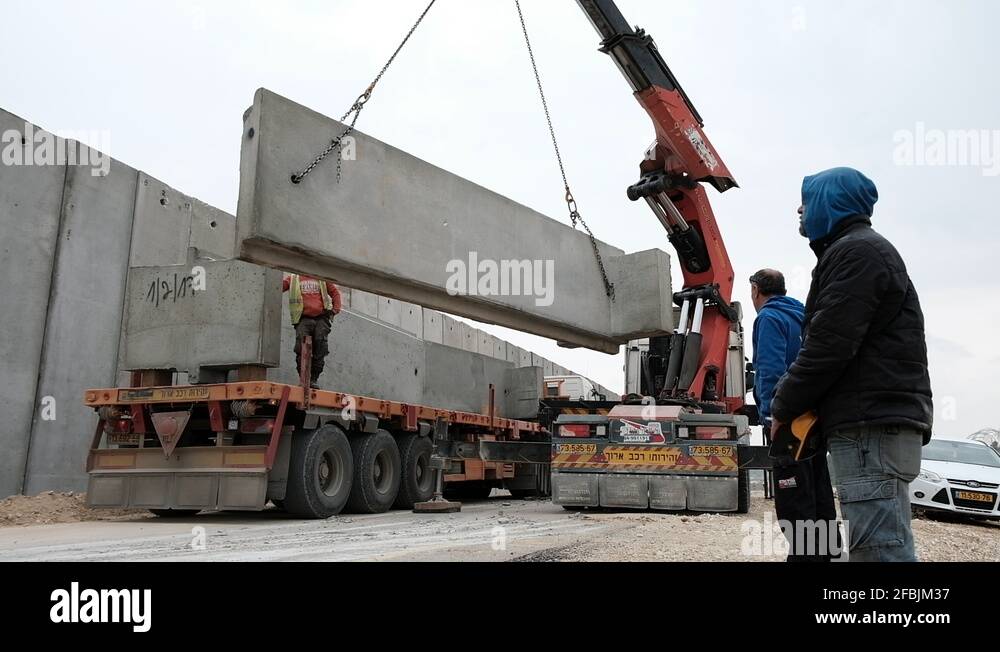 Segment lift Stock Videos & Footage - HD and 4K Video Clips - Alamy