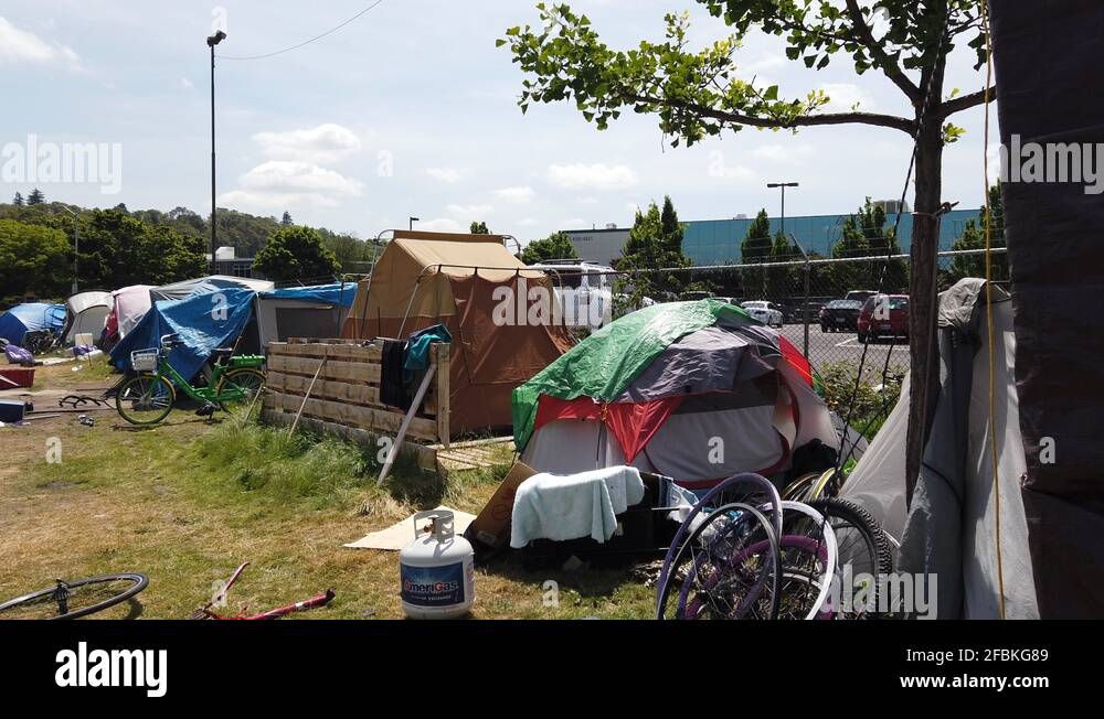 Homelessness tents Stock Videos & Footage - HD and 4K Video Clips - Alamy