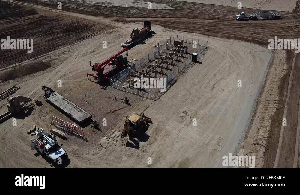 Oil unloading Stock Videos & Footage - HD and 4K Video Clips - Alamy