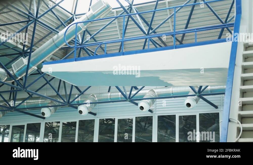Air ventilation of oxygen in swimming pool Stock Video Footage - Alamy