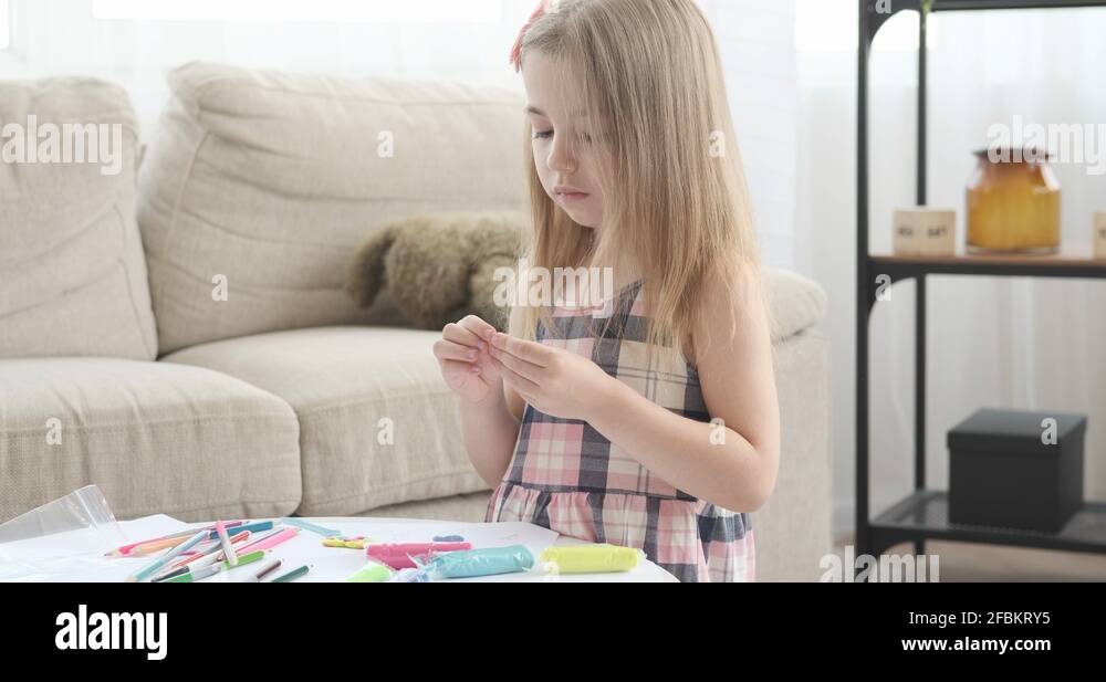 Modeling a shape Stock Videos & Footage - HD and 4K Video Clips - Alamy