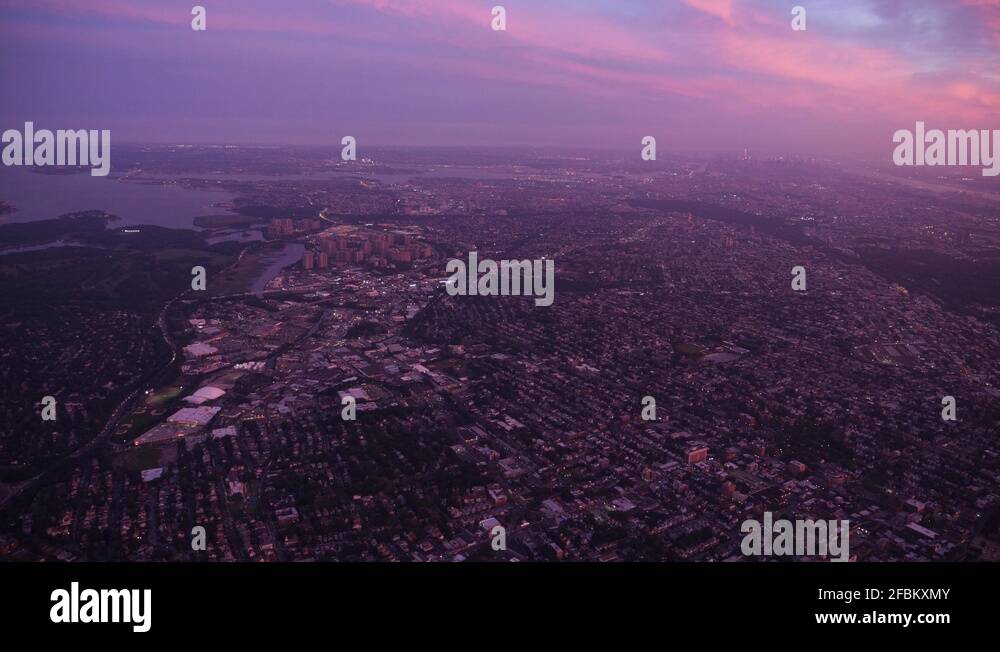 Dusk view of new york city Stock Videos & Footage - HD and 4K Video ...