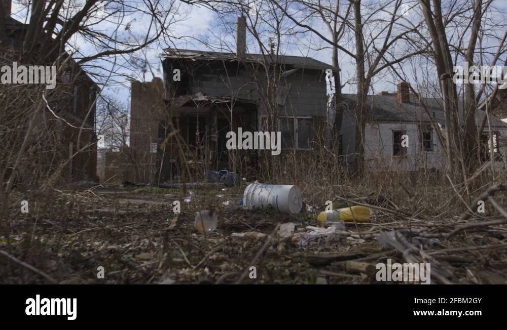 Detroit urban blight Stock Videos & Footage - HD and 4K Video Clips - Alamy