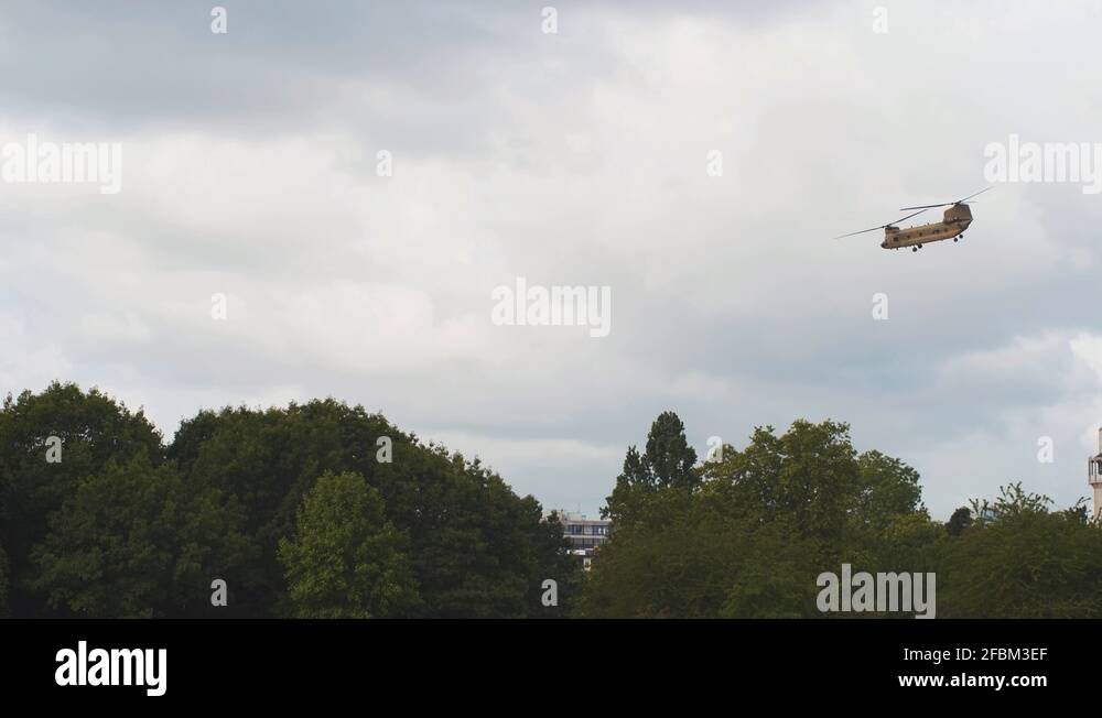 Chinooks Stock Videos & Footage - HD and 4K Video Clips - Alamy