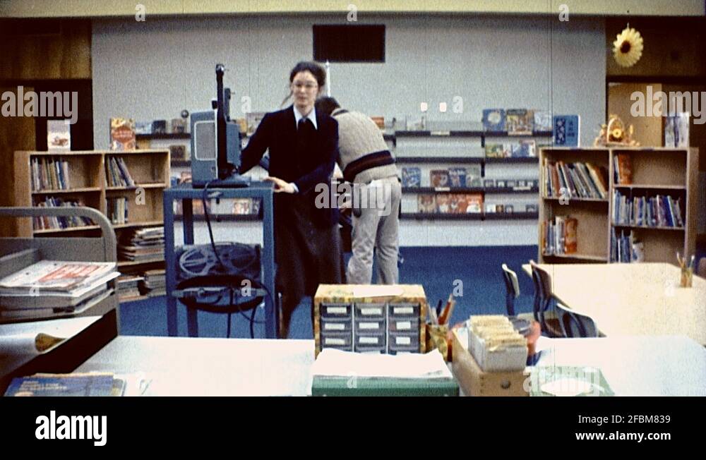 1980s woman vintage Stock Videos & Footage - HD and 4K Video Clips - Alamy