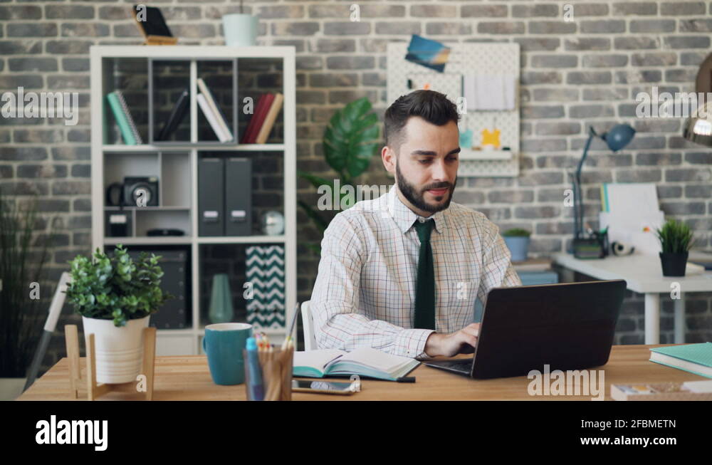 Working sad Stock Videos & Footage - HD and 4K Video Clips - Alamy