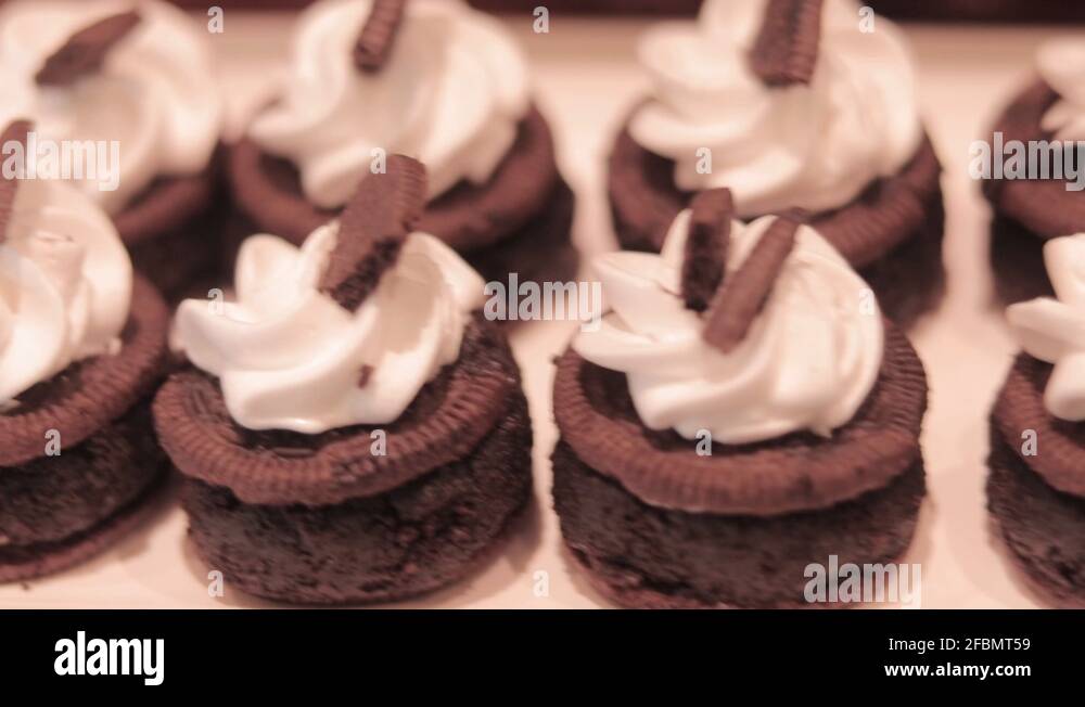 Presentation pastries Stock Videos & Footage - HD and 4K Video Clips ...