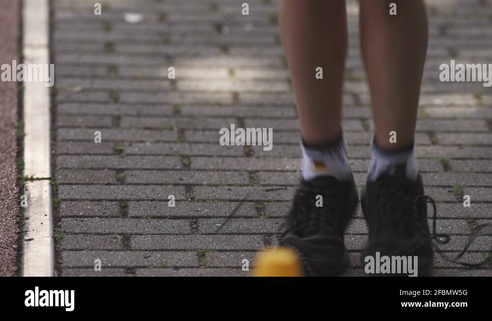 Rope playground feet Stock Videos & Footage - HD and 4K Video Clips - Alamy