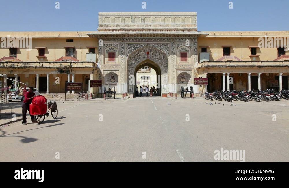 Elephant india palace Stock Videos & Footage - HD and 4K Video Clips ...