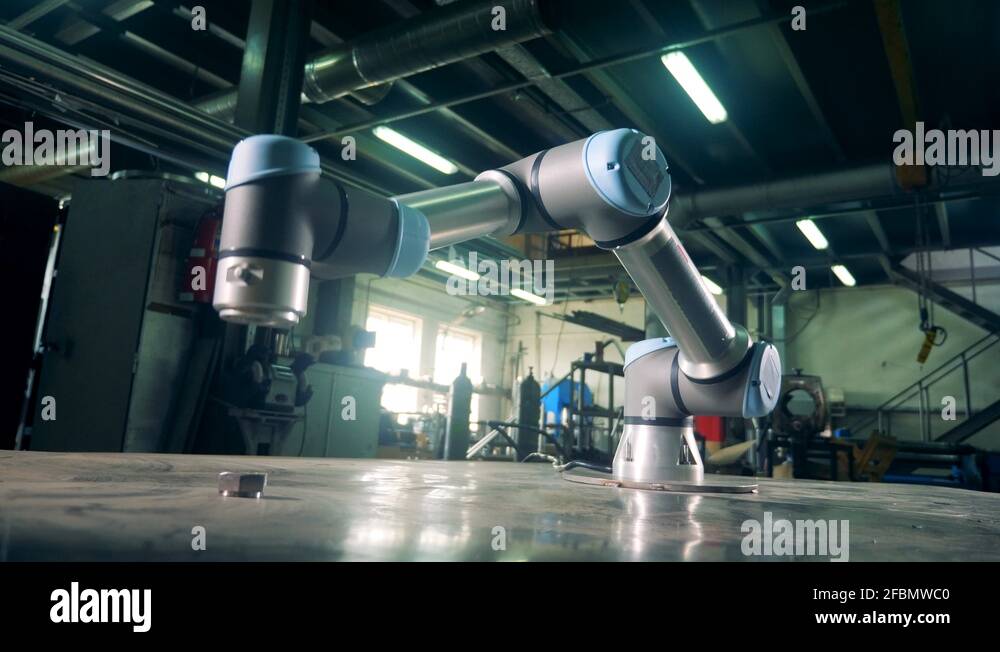 Robotic workforce Stock Videos & Footage - HD and 4K Video Clips - Alamy