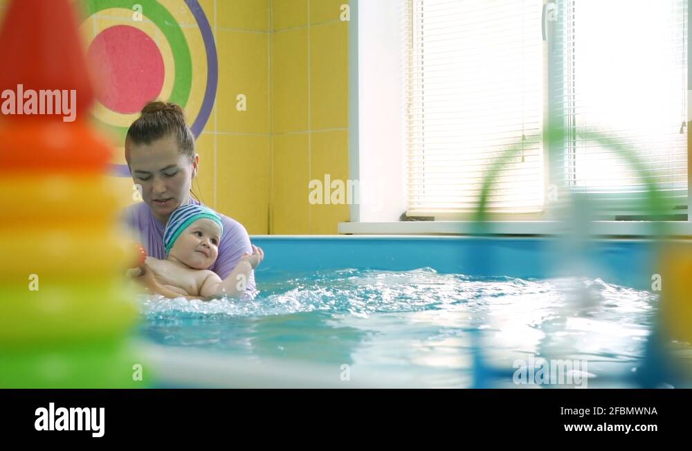 Learning paddling Stock Videos & Footage - HD and 4K Video Clips - Alamy