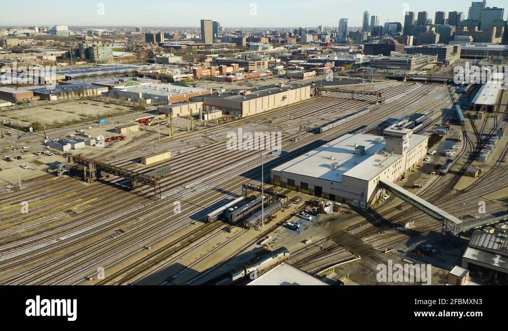 Amtrak train chicago Stock Videos & Footage - HD and 4K Video Clips - Alamy