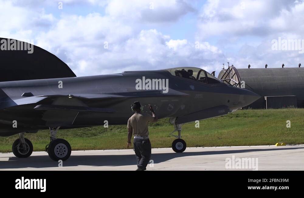 F 35a lightning ii fighter aircraft Stock Videos & Footage - HD and 4K ...