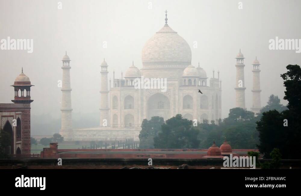 Taj mahal in mist Stock Videos & Footage - HD and 4K Video Clips - Alamy