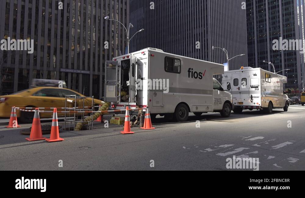 Verizon cable Stock Videos & Footage - HD and 4K Video Clips - Alamy
