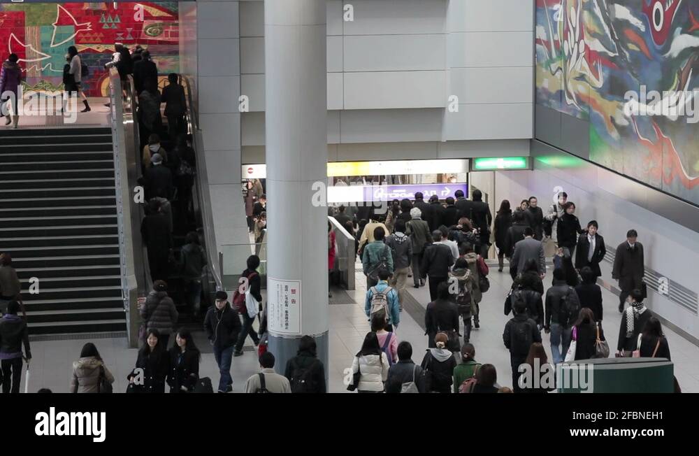 Rush hour tokyo Stock Videos & Footage - HD and 4K Video Clips - Alamy