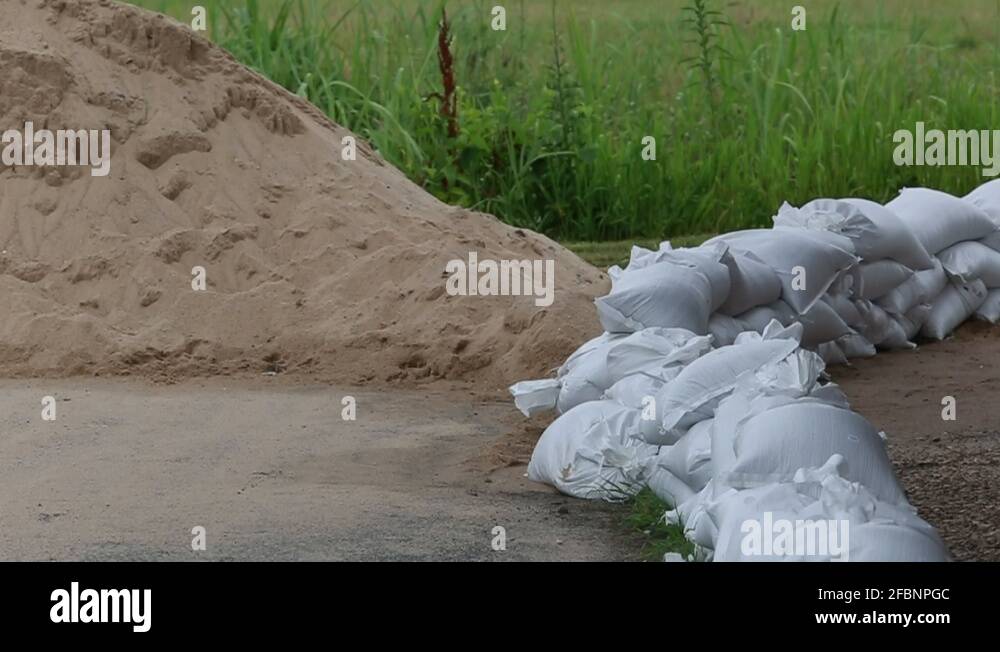 Flood safety preparation Stock Videos & Footage - HD and 4K Video Clips ...