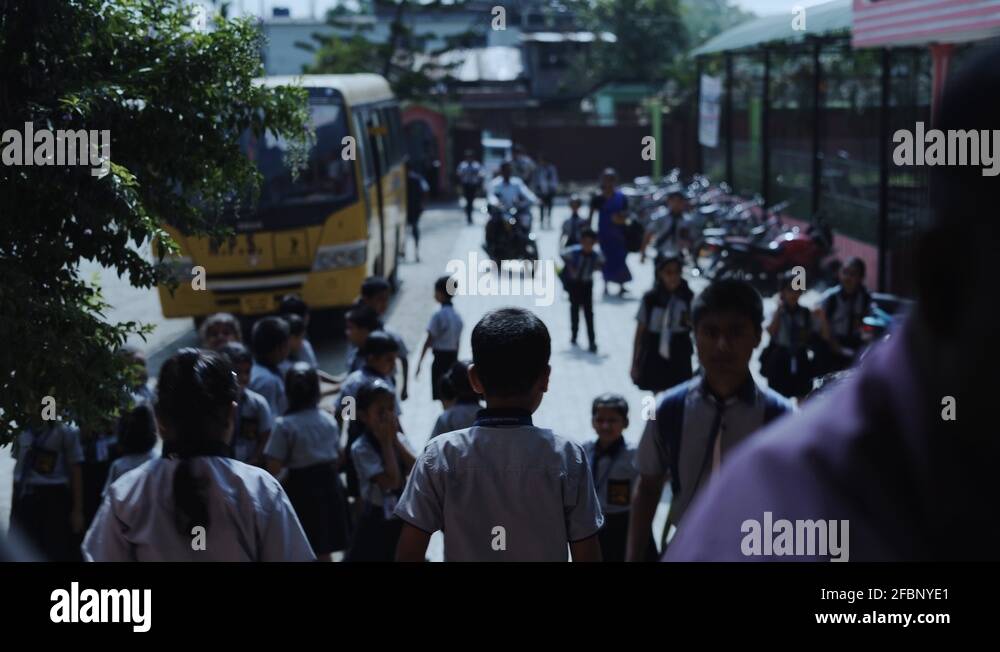 Kids entering school Stock Videos & Footage - HD and 4K Video Clips - Alamy